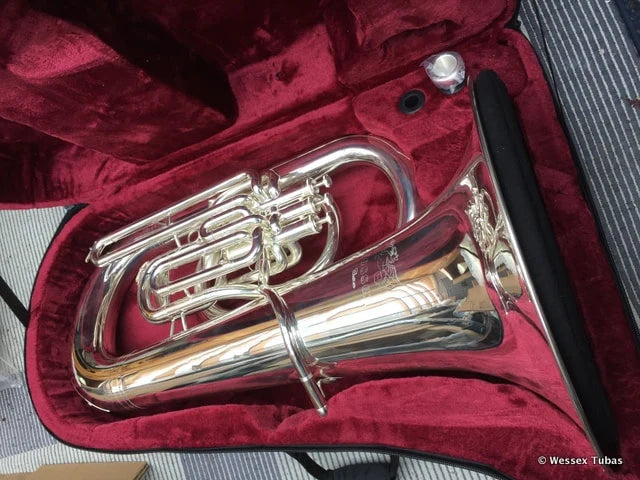 Estuches para tuba mejorados – Tubas Wessex